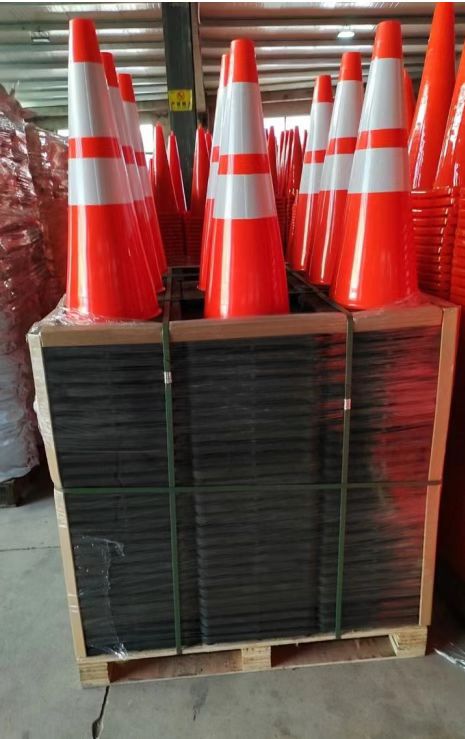 28” PVC Traffic Cone Safety Cones Road Cones – Hebei Shangze Rubber and ...